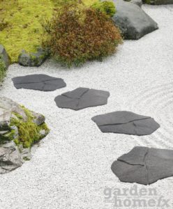 Recycled Rubber Stepping Stones - Walkway - Garden and Home FX